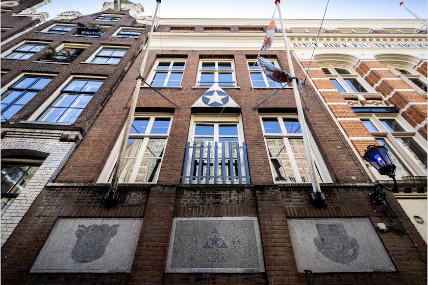 Amsterdams studentencorps weer in opspraak: jarenlang structureel ...