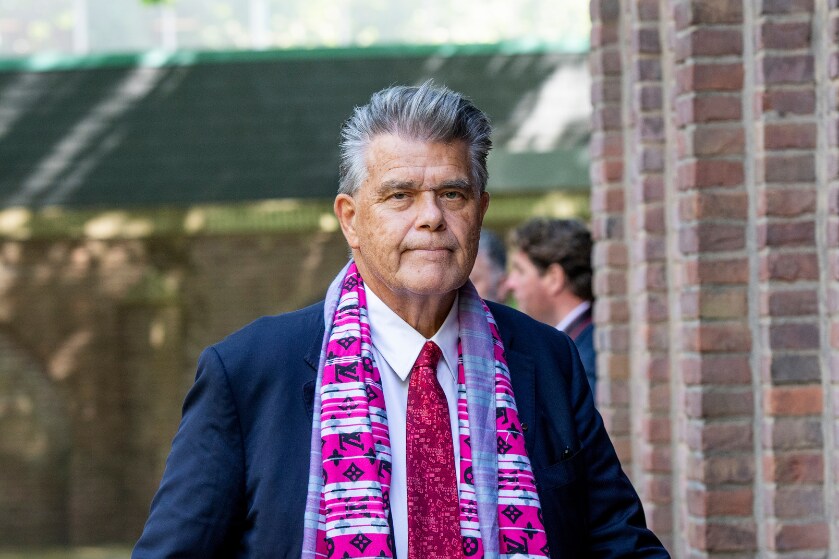 Emile Ratelband wilde negende kindje | Flair