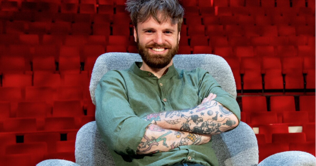 Presentator Tim Hofman verkozen tot invloedrijkste persoon in de media