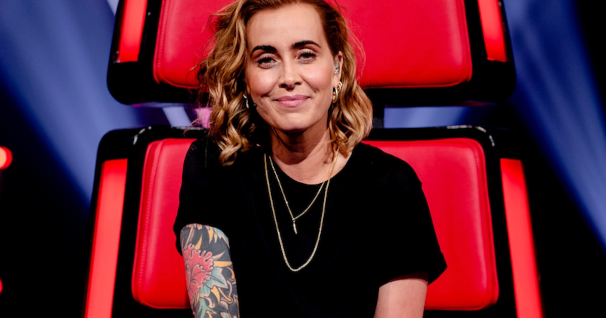 Wauw: Anouk verruilt lange lokken voor gemillimeterd kapsel | Flair