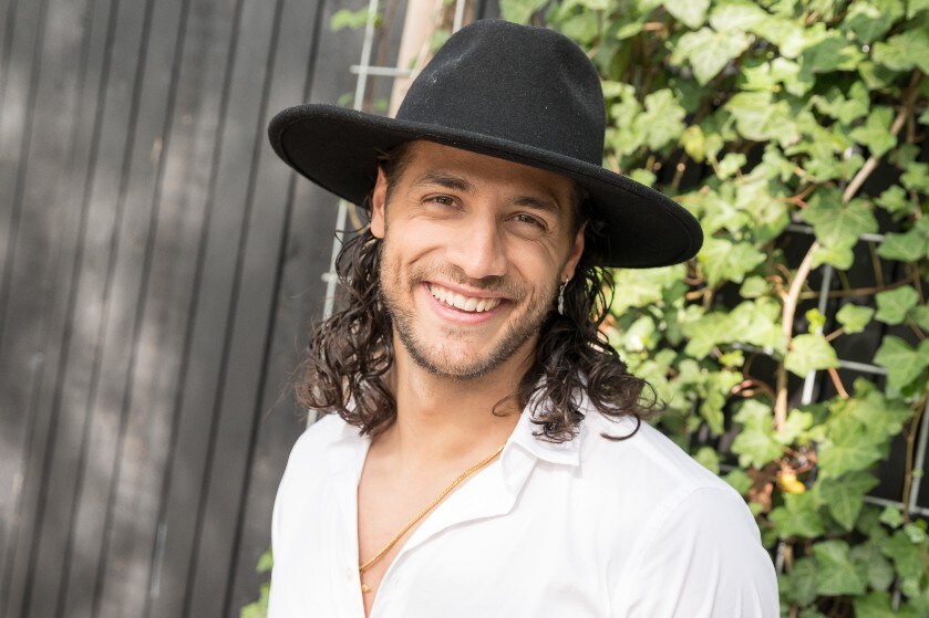 Oelala! Juvat Westendorp deelt zijn opmerkelijke bedgeheimen | Flair