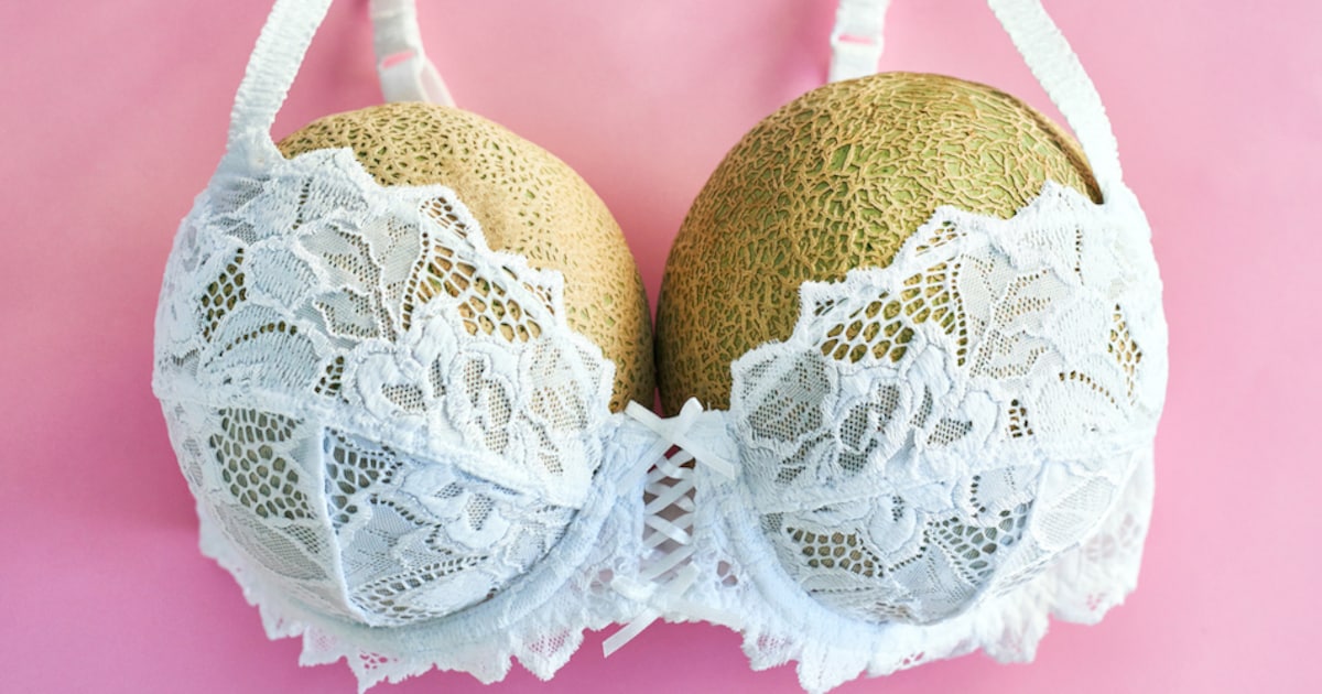 BH-loos de quarantaine door? Dat doet dít met je borsten | Flair