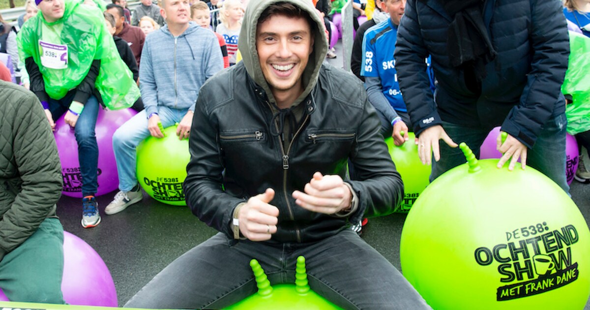 Drie maanden te vroeg geboren dochter Mark Labrand uit couveuse