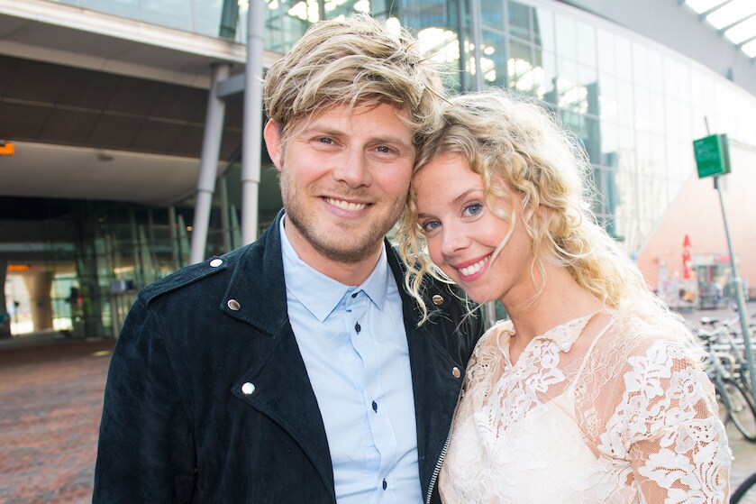 It's a... Tim Douwsma verklapt het geslacht van eerste kindje | Flair