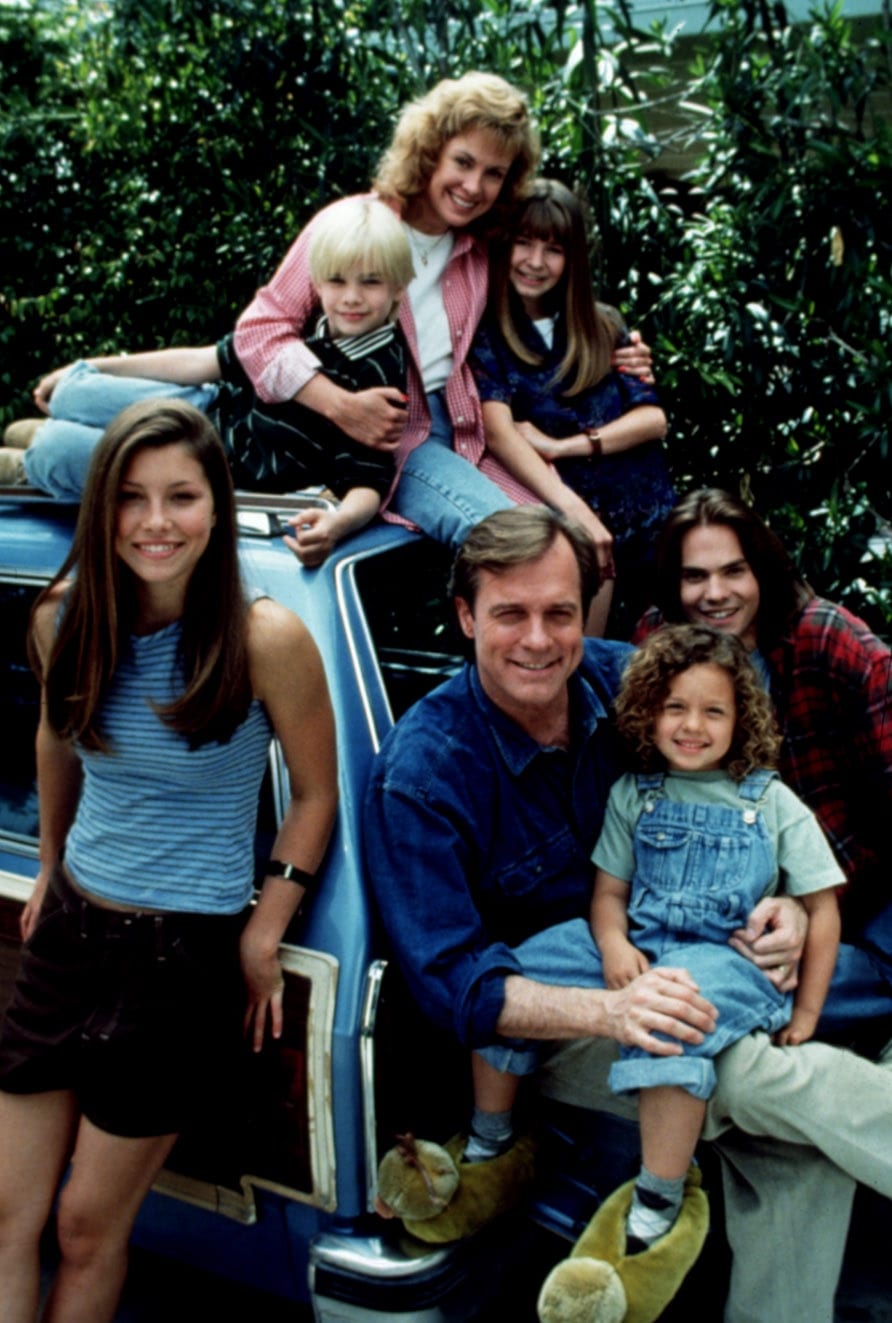 Nostalgie: Zo ziet 'Ruthie Camden' uit 7th Heaven er nu uit! - Flair ...