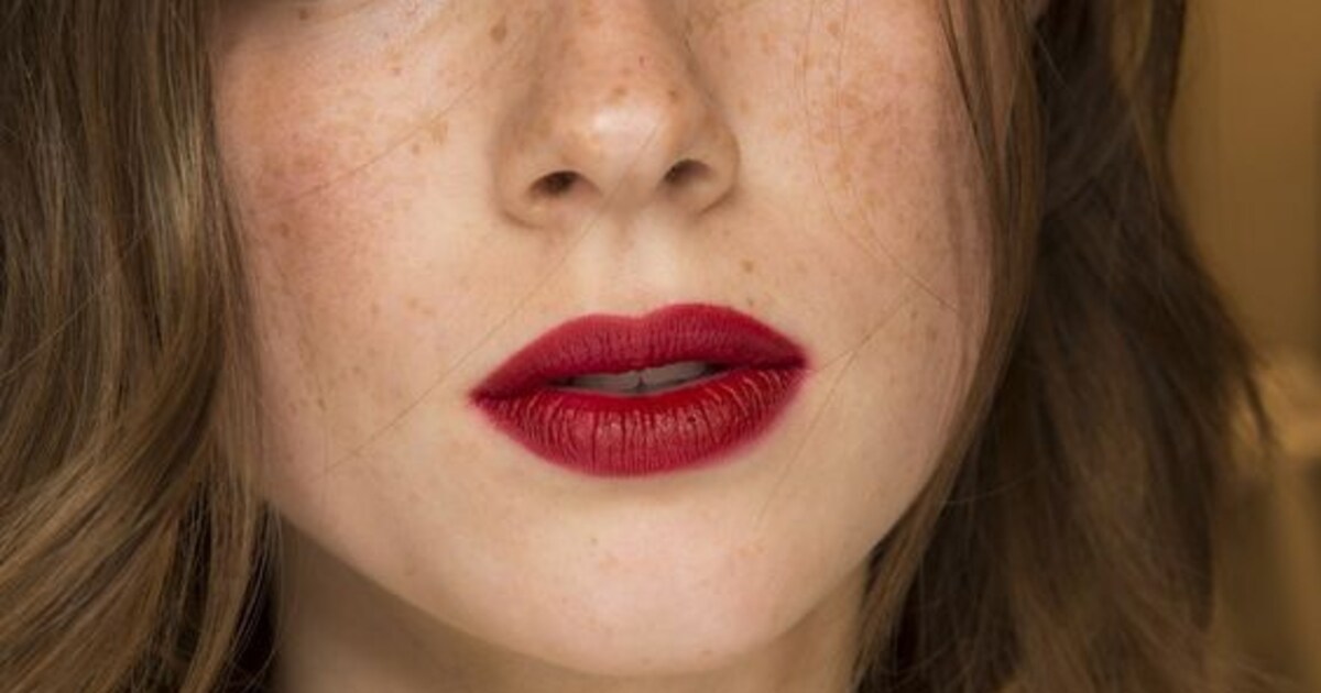 5 manieren om je rode lippen net iets origineler te maken - Flair ...