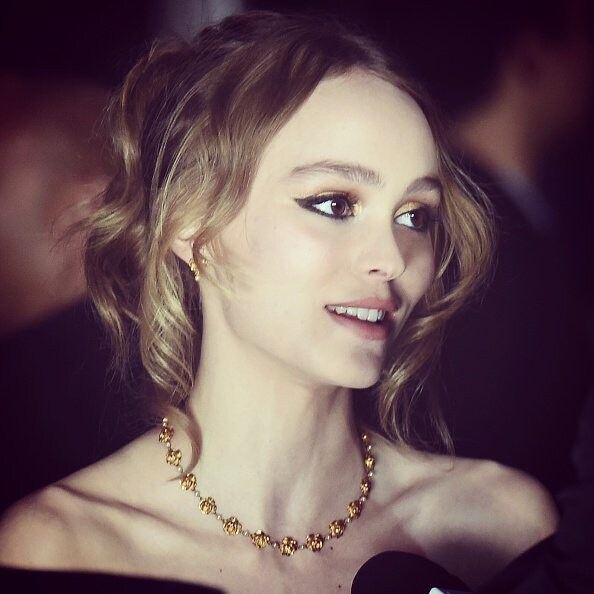 Lily-Rose Depp reageert via Instagram op de beschuldigingen tegen haar ...