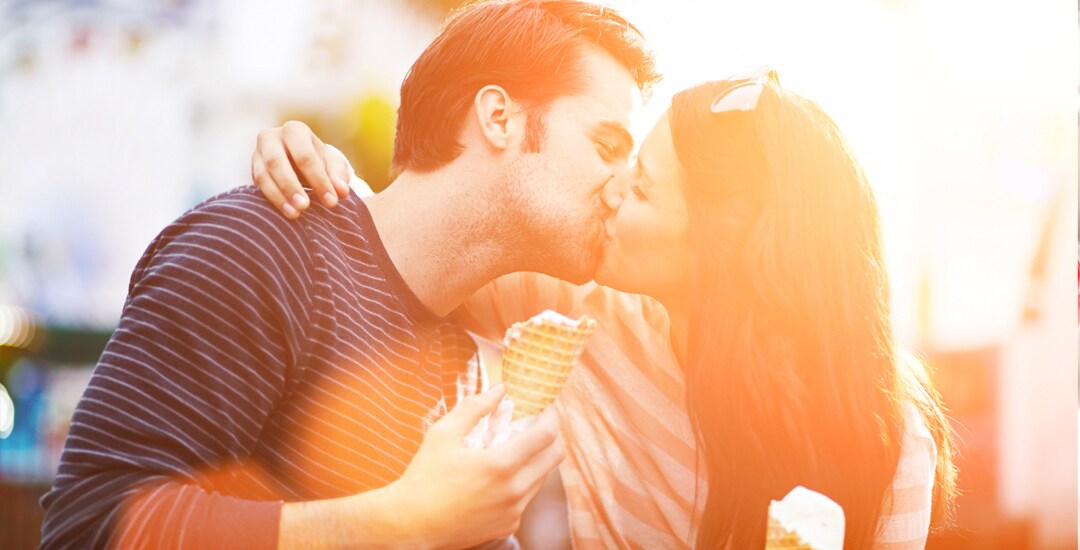 Internationale zoendag: 8 soorten zoenen | Flair