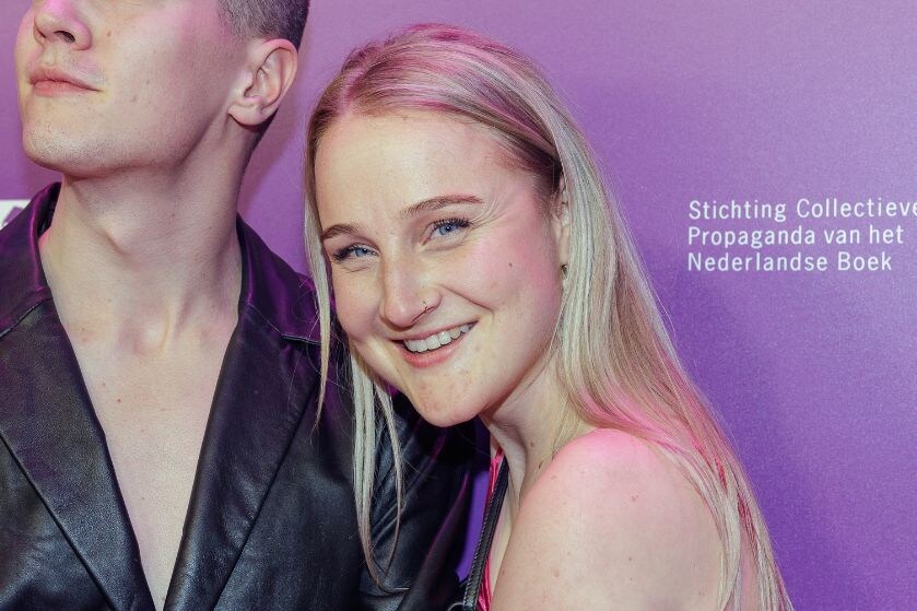 Eva Eikhout: 'Ik denk dat ik heel rijk kan worden met Only Fans' | Flair