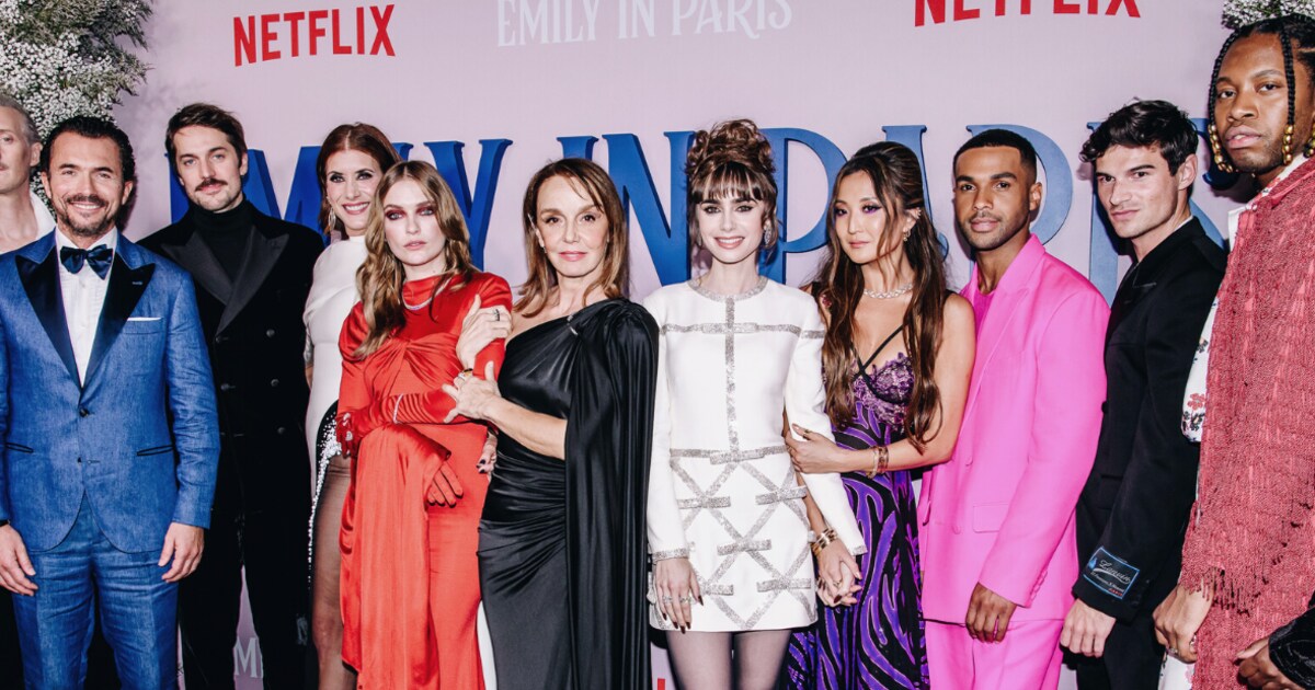 Nieuw seizoen: zóveel kosten de outfits in Emily in Paris | Flair