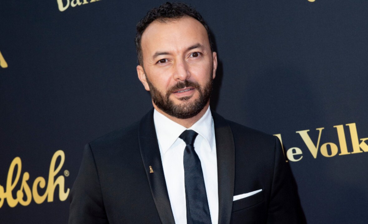 Wil je zien: Nasrdin Dchar maakt korte metten met ‘dad body’ | Flair