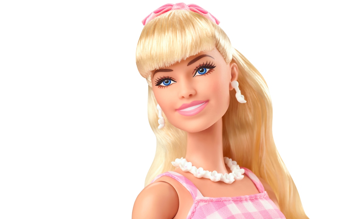 Speelgoedbedrijf Mattel brengt speciale Barbie-collectie voor Barbie ...