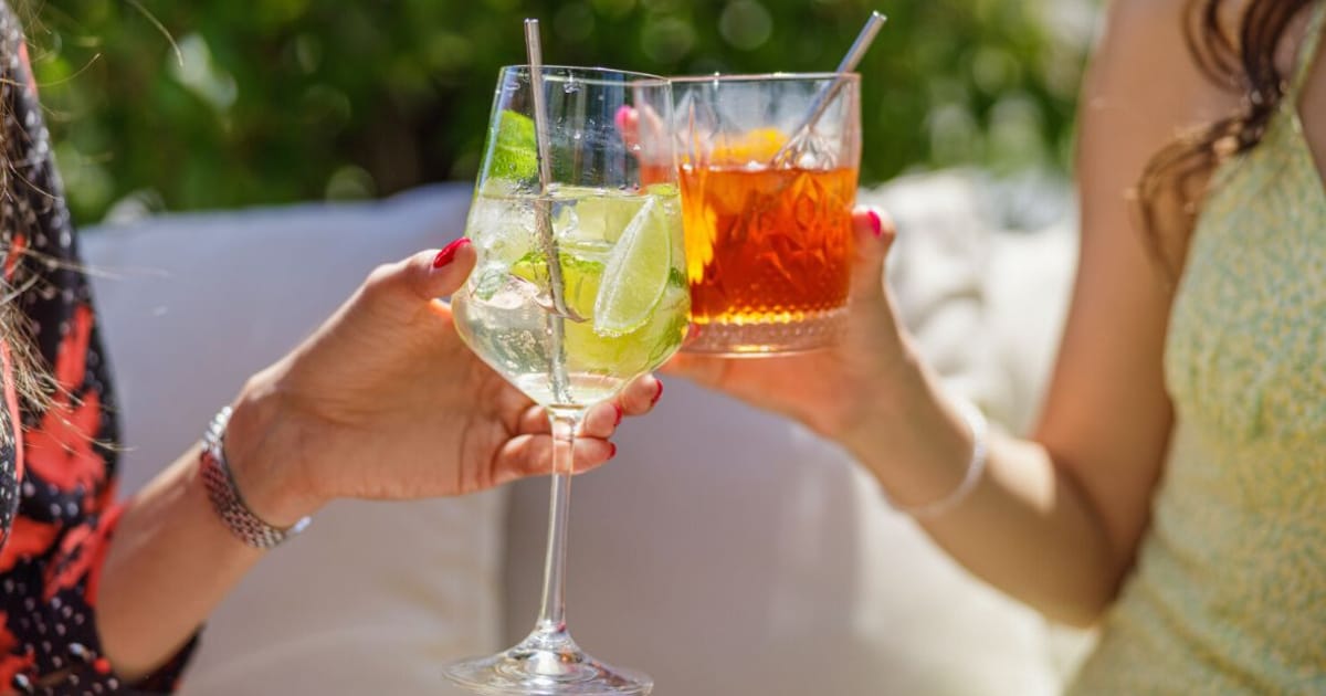 Tijd voor een drankje: dit zijn de 5 zonnigste terrassen in Utrecht | Flair