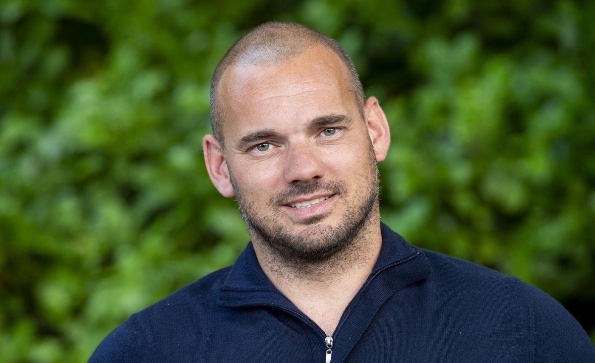 Wesley Sneijder toegelaten tot deze universiteit | Flair