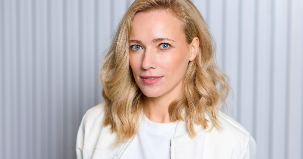Met z'n drieën: zo ziet het gezin van Jennifer Hoffman eruit