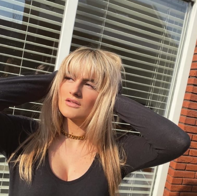 Zó zag Amy-Rose uit ‘Winter Vol Liefde’ eruit met blond haar
