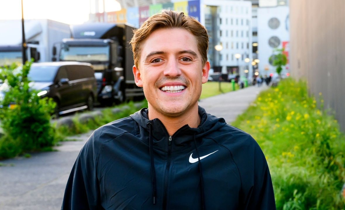 Lil Kleine nog altijd over z’n oren: dít wil je weten over Anna