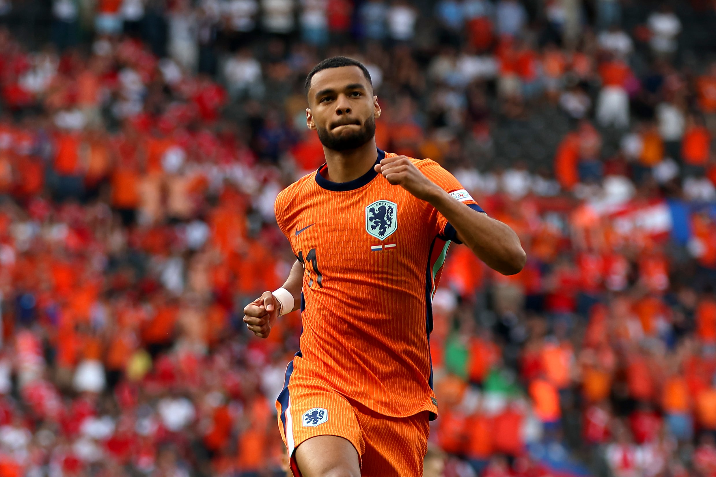 Dít is de knappe vriendin van voetballer Cody Gakpo | Flair