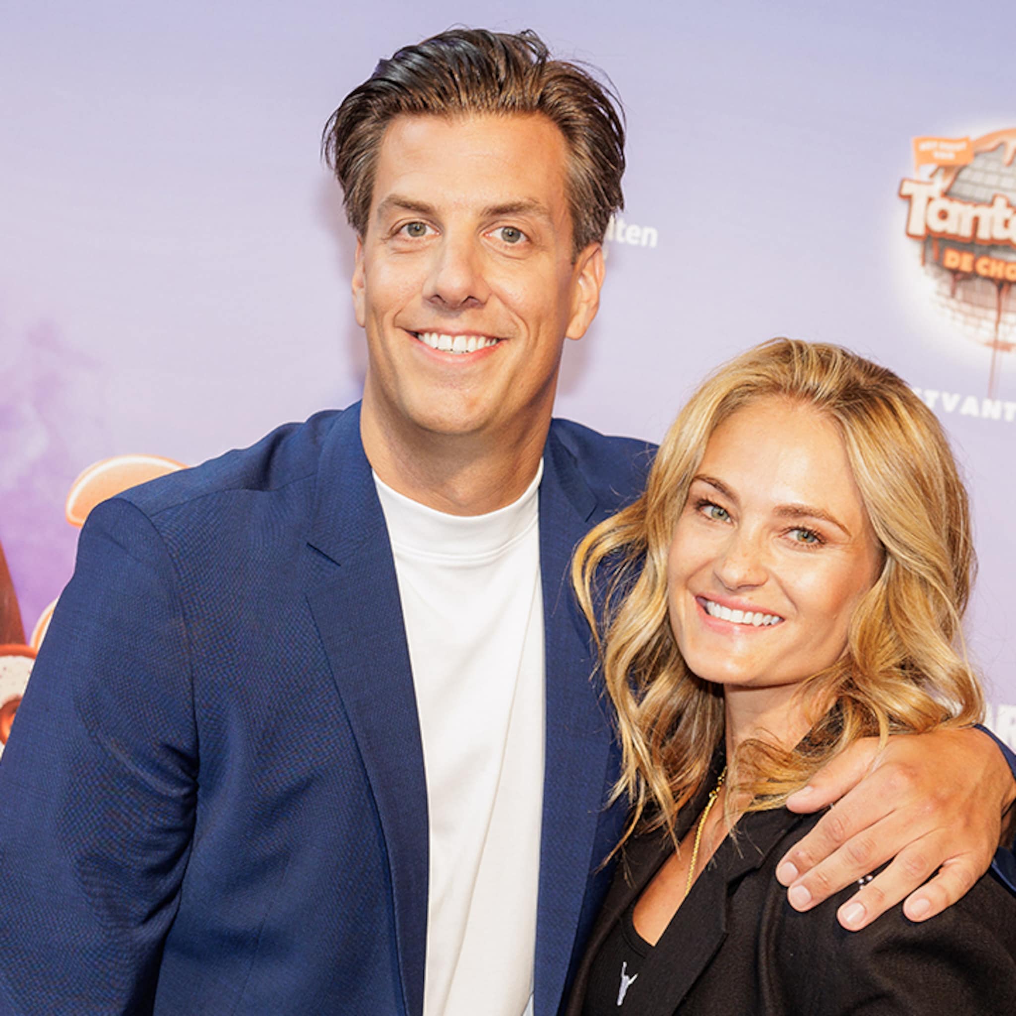 Wil je zien: Rob Kemps is getrouwd met zijn grote liefde Stephanie in déze prachtige stad ...