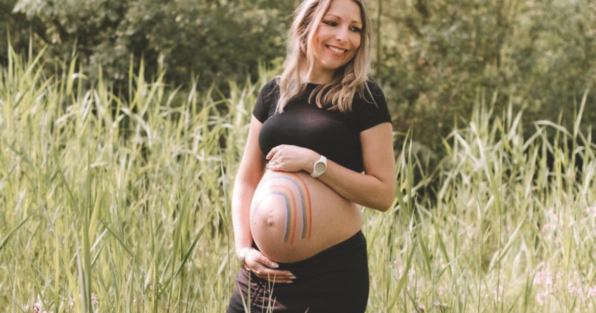 De Draagmoeder #2: ‘Evy mag mij mama noemen, maar een moederrol vervul ik niet’ | Flair