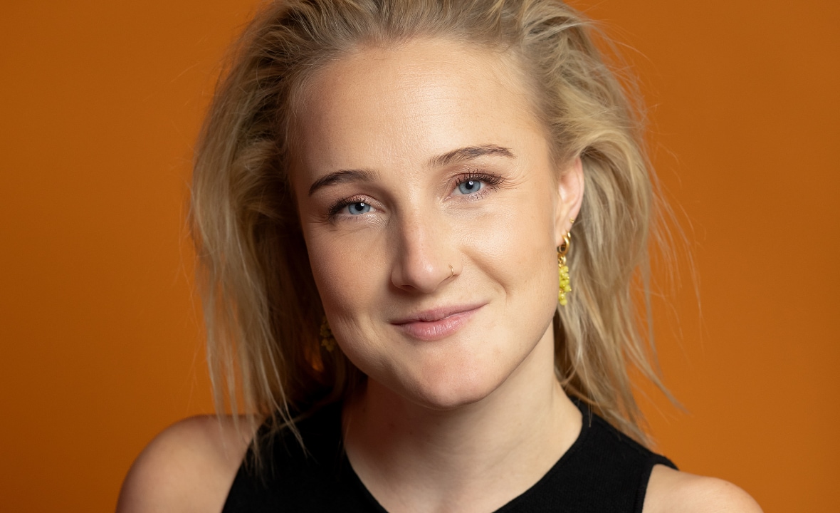 Eva Eikhout (28): ‘Ik kan niet alles zelf’ | Flair