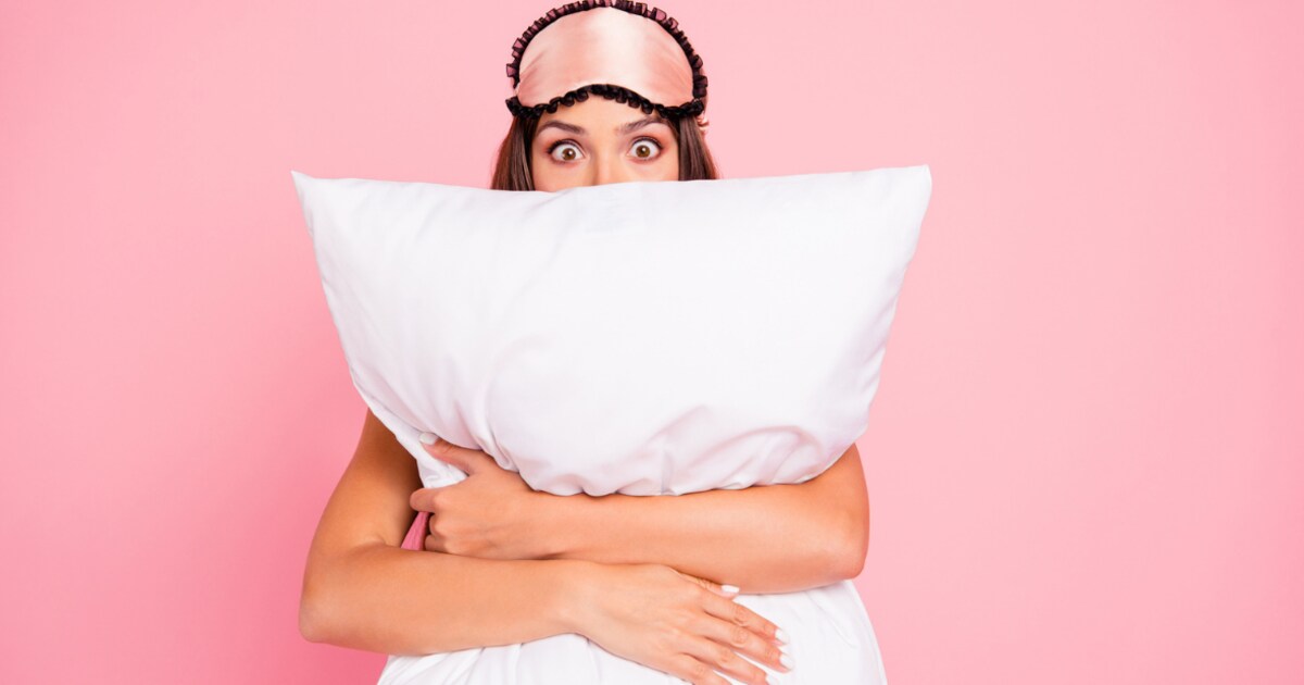 Vermoeid na veel slapen? Dit zijn symptomen van oversleeping | Flair