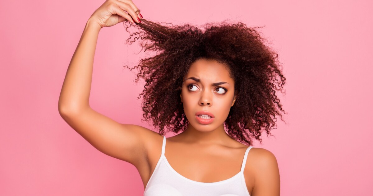 Droog en beschadigd haar? Zó kom je er voorgoed vanaf | Flair