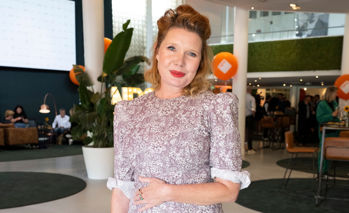 Zo ziet 't gezin van Gooische Vrouwen-Tjitske Reidinga eruit | Flair