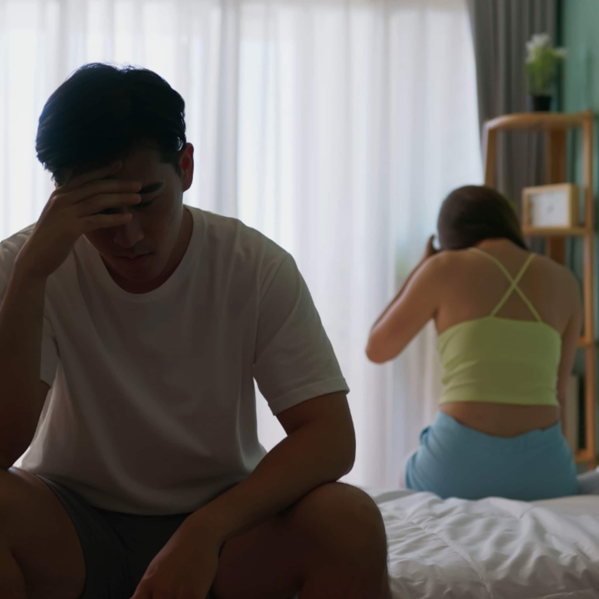 Mannengeheimen: ‘Ik begluur mijn naakte buurvrouw’