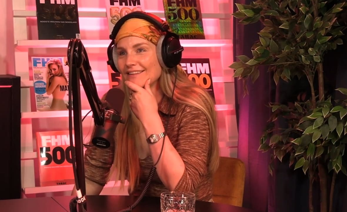 Zo ziet de partner van journalist Marith Iedema eruit | Flair