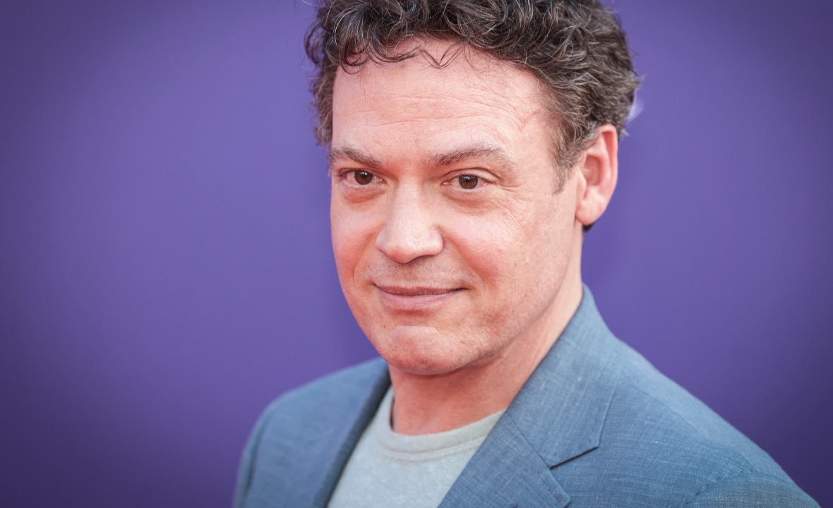 Acteur Fedja van Huêt is populair: dit is zijn partner | Flair