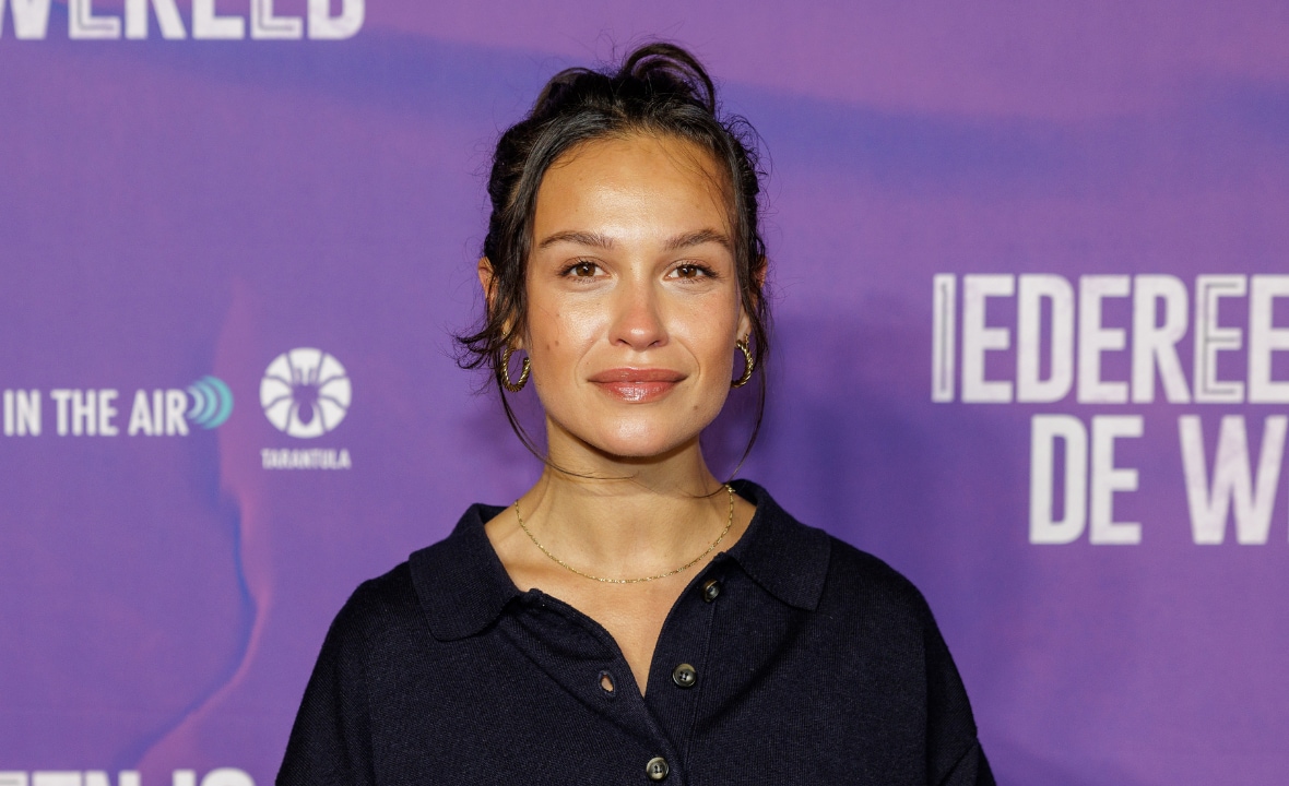 Holly Mae Brood (30) is door ‘FHM’ uitgeroepen tot ‘Vrouw van het Jaar’