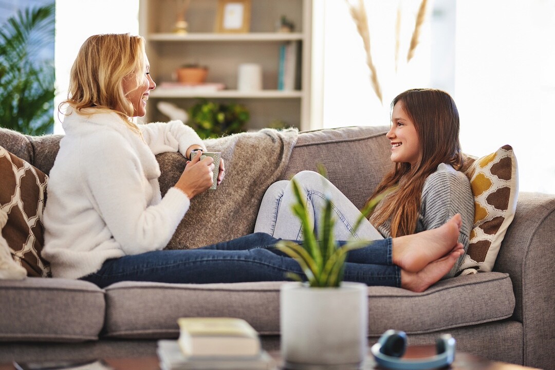 Zo praat je met je puber over alcohol: 6 tips