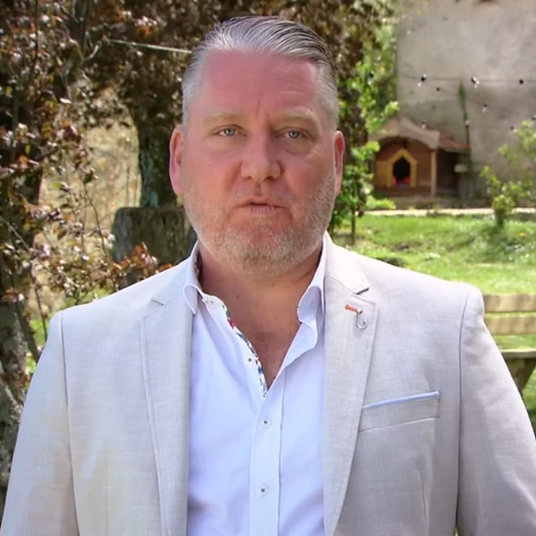 Ah no: hierom stopt ‘B&B Vol Liefde’-Walter met zijn B&B - Flair - Jouw ...